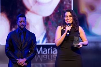Karla Maria recebe prêmio Dom Helder Câmara de Imprensa por “Vida nos ...