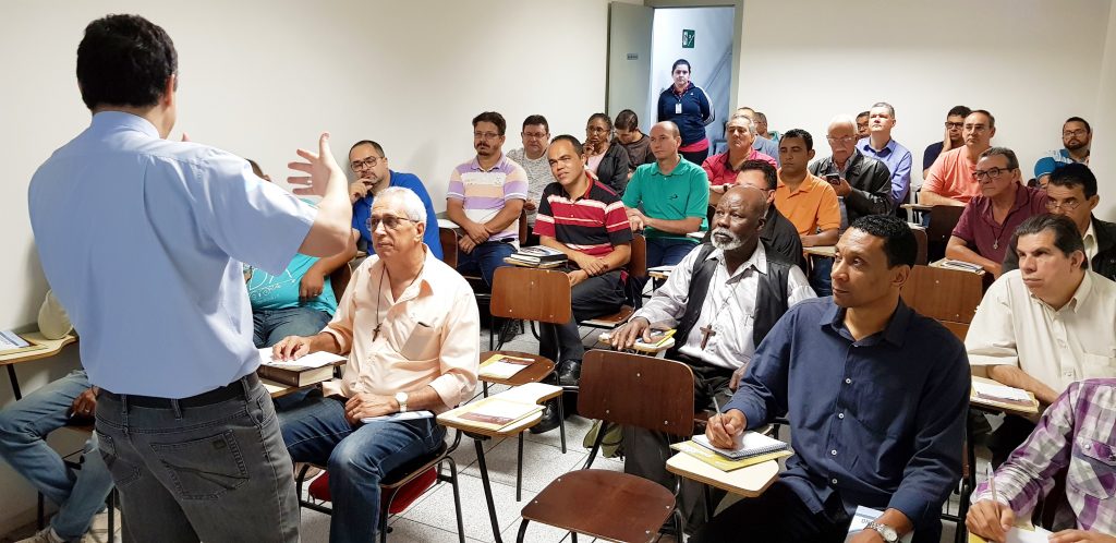 Formação discute a importância do ministério diaconal para a Igreja ...